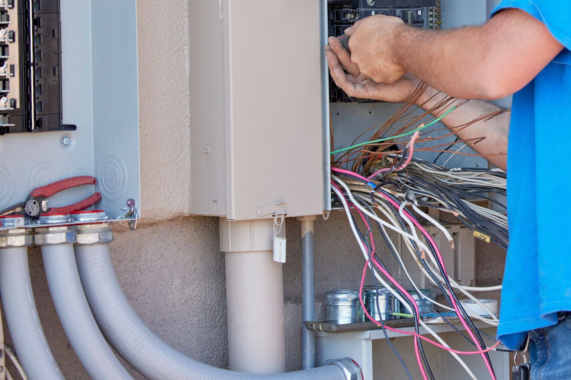 How Often Do Houses Need Rewiring? - Andrade Link Electric